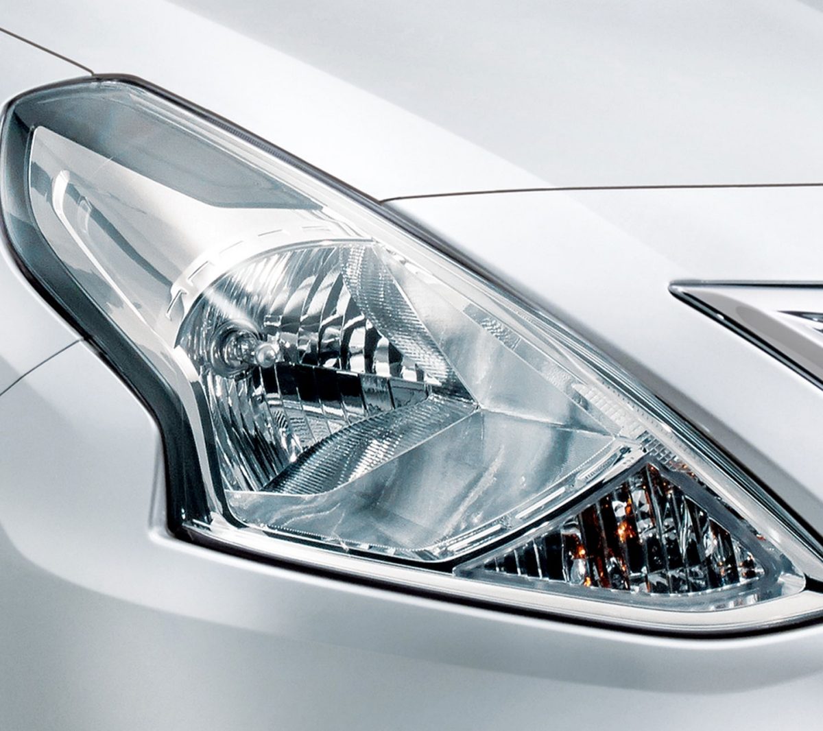 Nissan Almera | Nissan Springs